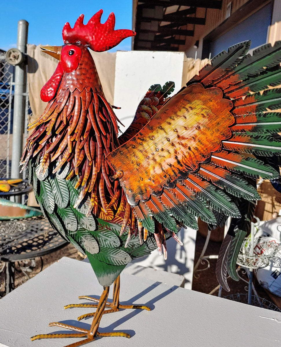 Roosters - Large Metal - Amazing + details Garden Décor Chicken - 21"